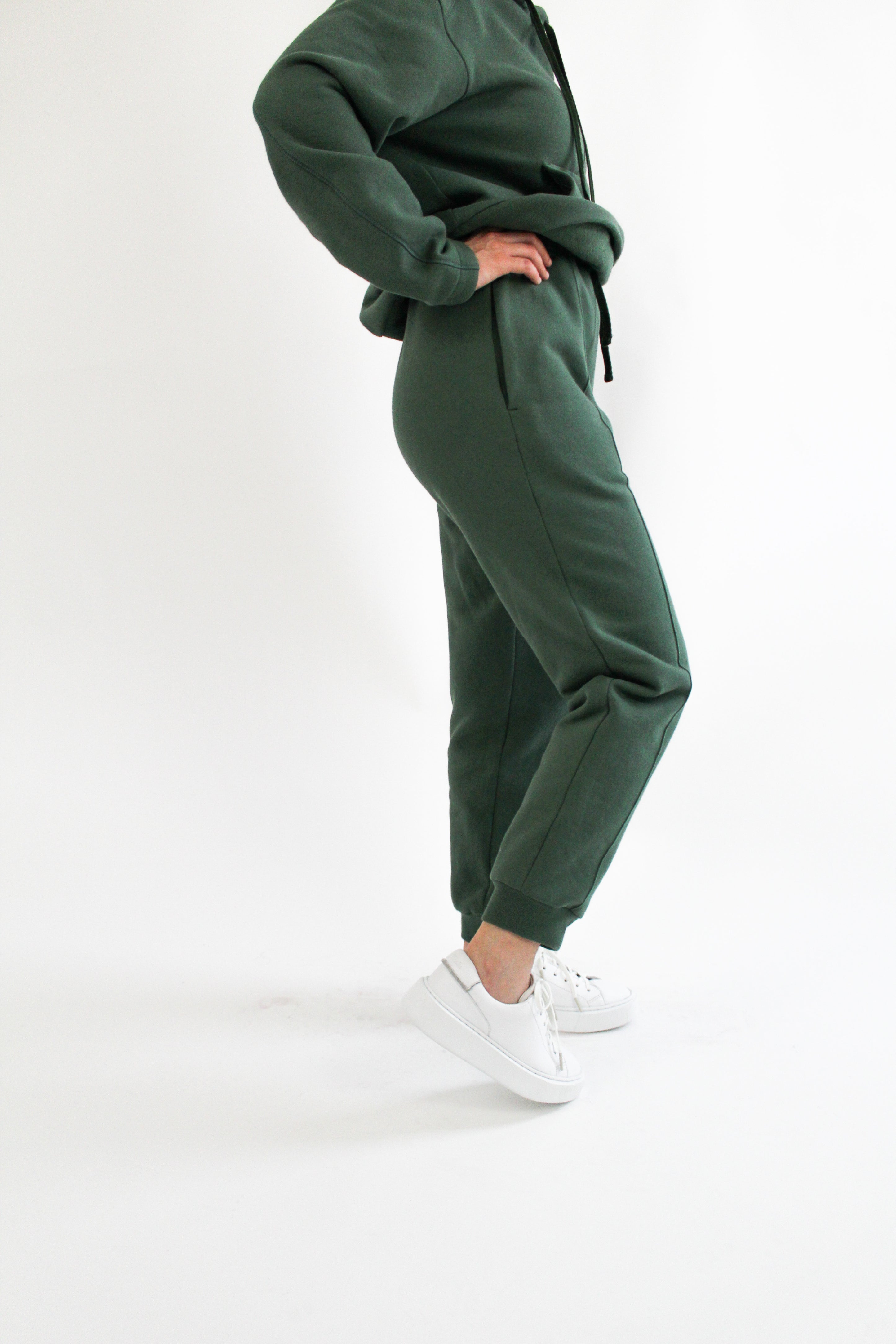 LUNA JOGGERS – PDF SEWING PATTERN – Bella loves patterns